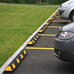 Traffic Control and Parking Aids at MORAVIA online